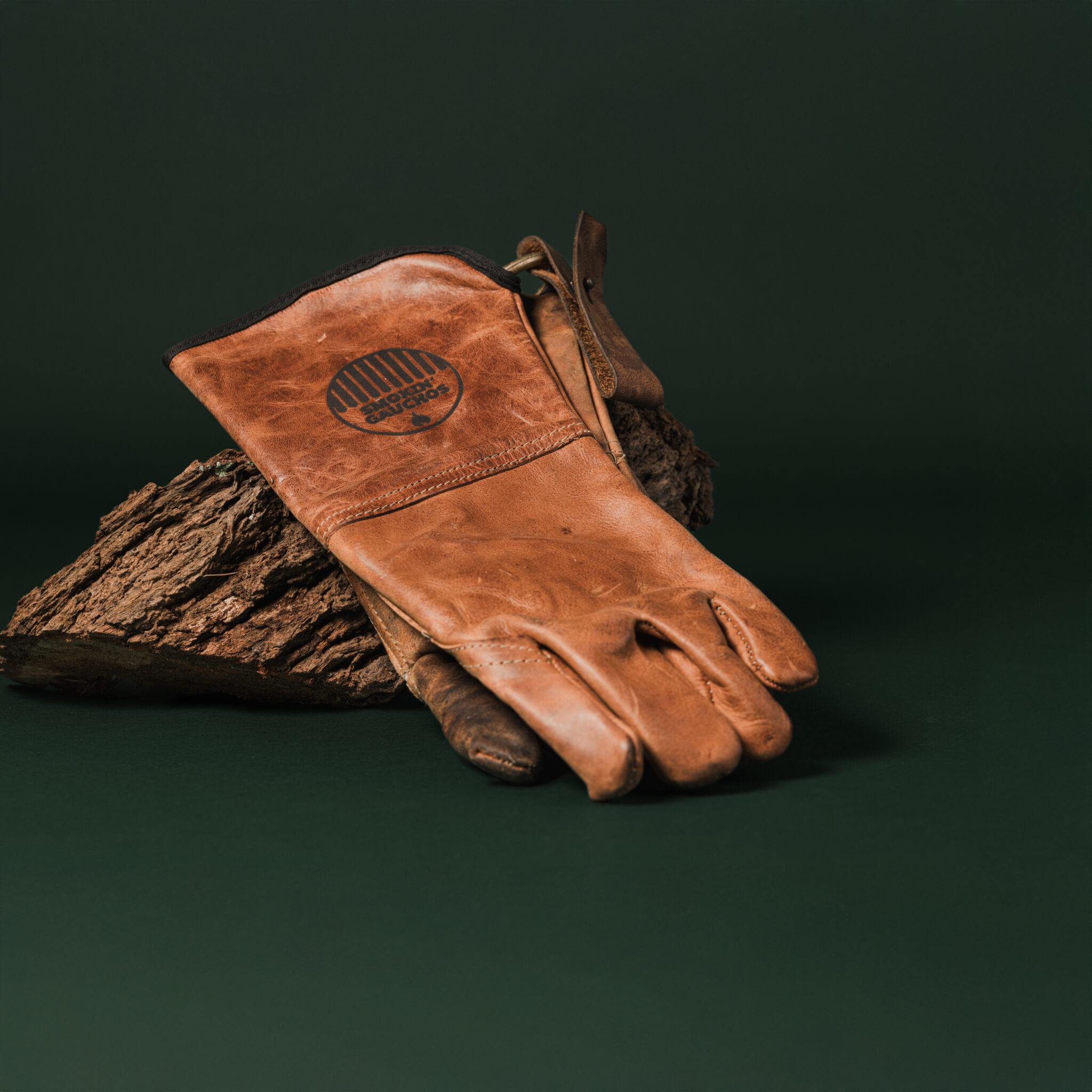 Handmade Leather Fire Gloves w/ Belt Clip - Smokin' Gauchos